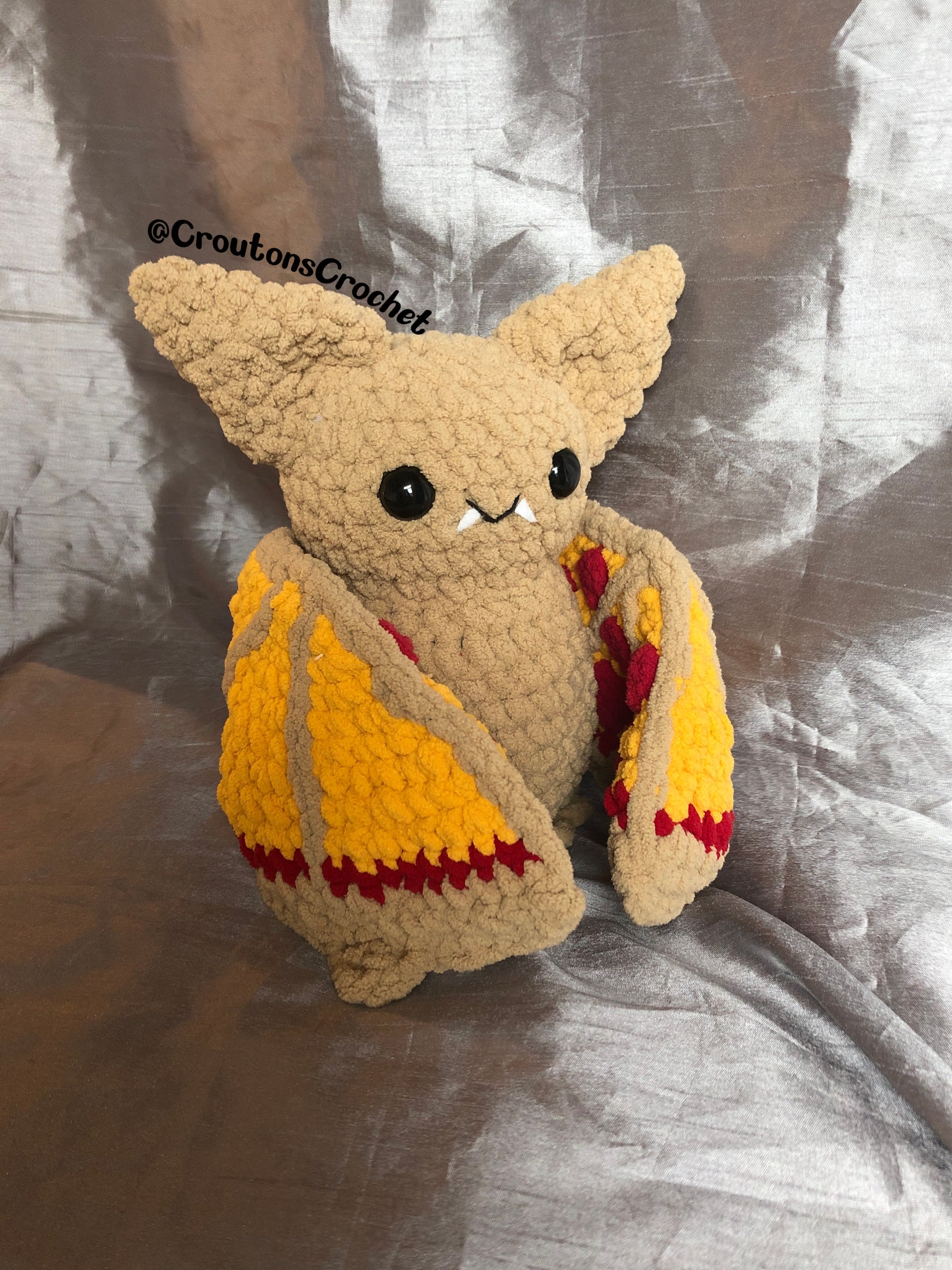 Pizza Bat Crochet Pattern [PDF FILE] – Crouton's Crochet